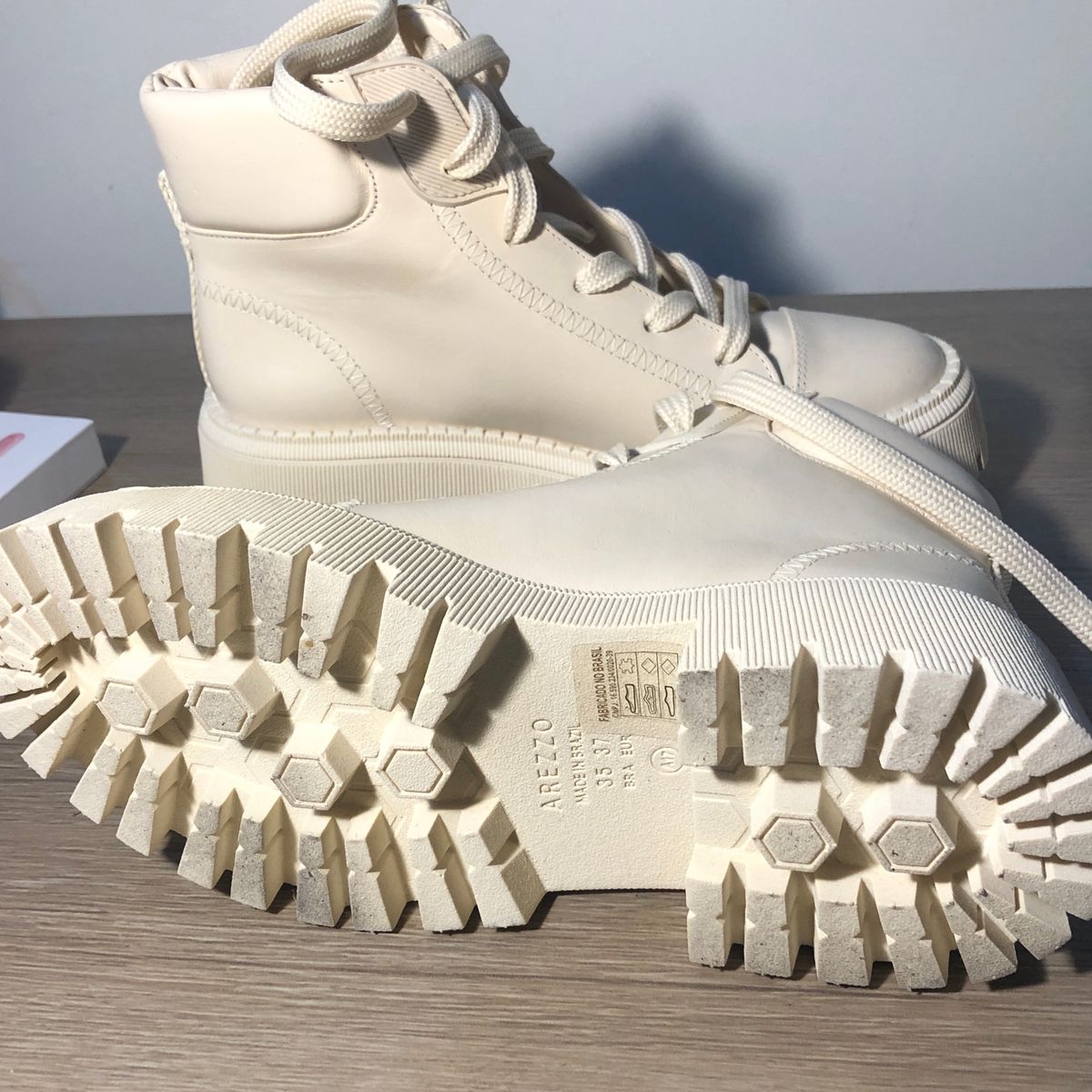 Coturno Off White Arezzo | Bota Feminina Arezzo Nunca Usado 84617642 | enjoei