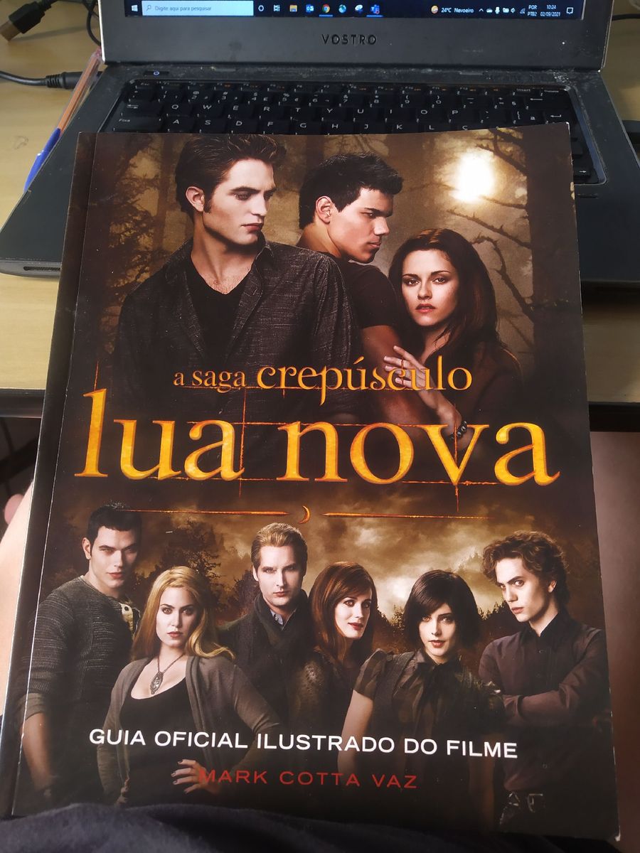 Crepúsculo - Guia Ilustrado do Filme Lua Nova | Livro Intriseca Usado 60138835 | enjoei