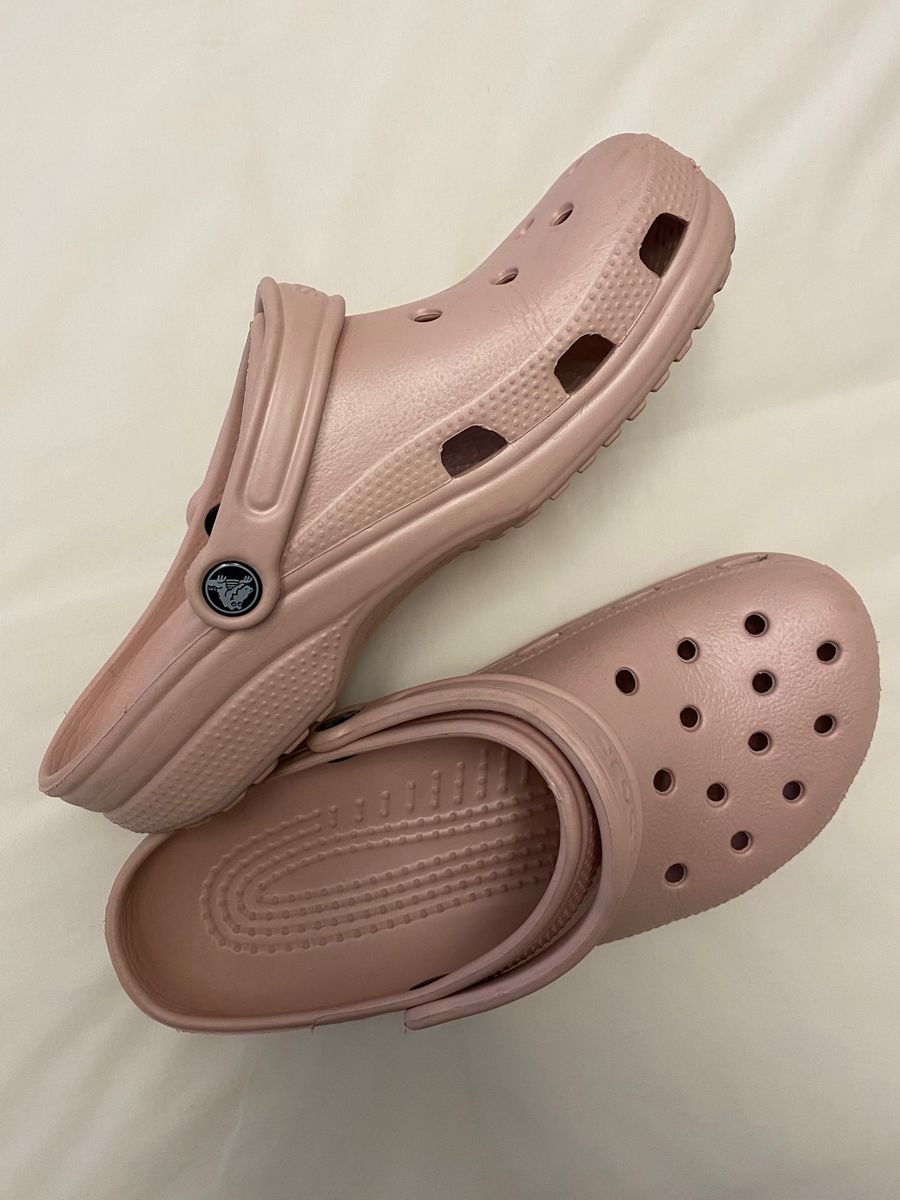 Crocs Adulto Rosa Semi Novo | Tênis Feminino Crocs Usado 85404723 | enjoei