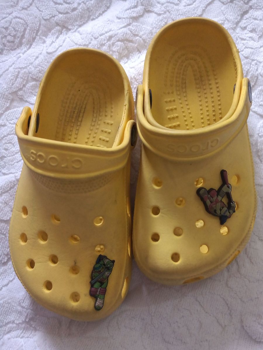 Crocs Amarelo Novinho | Calçado Infantil para Meninos Crocs Usado ...