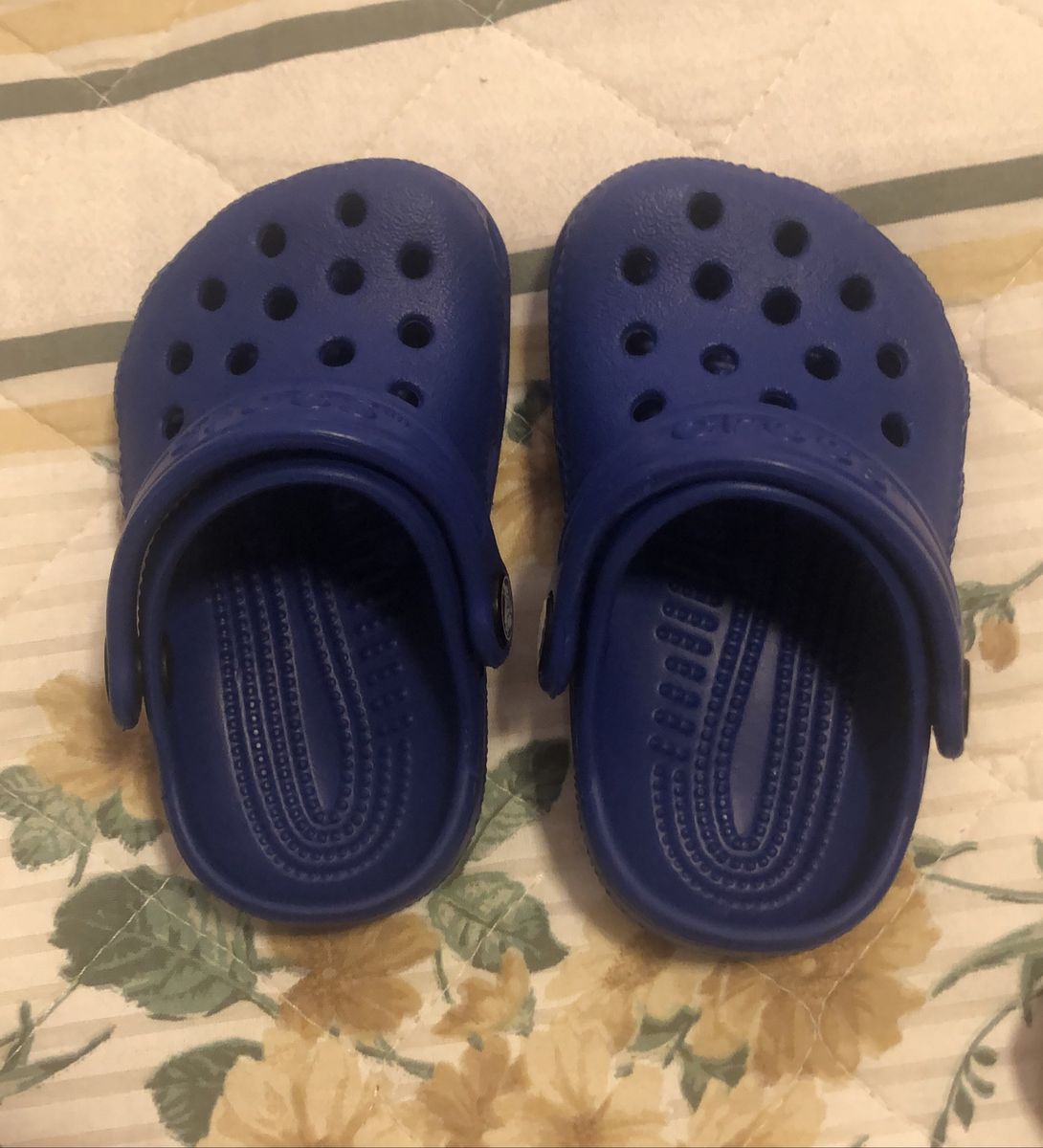 Crocs Bebê Azul Original Nunca Usada | Calçado Infantil para Bebê Crocs ...