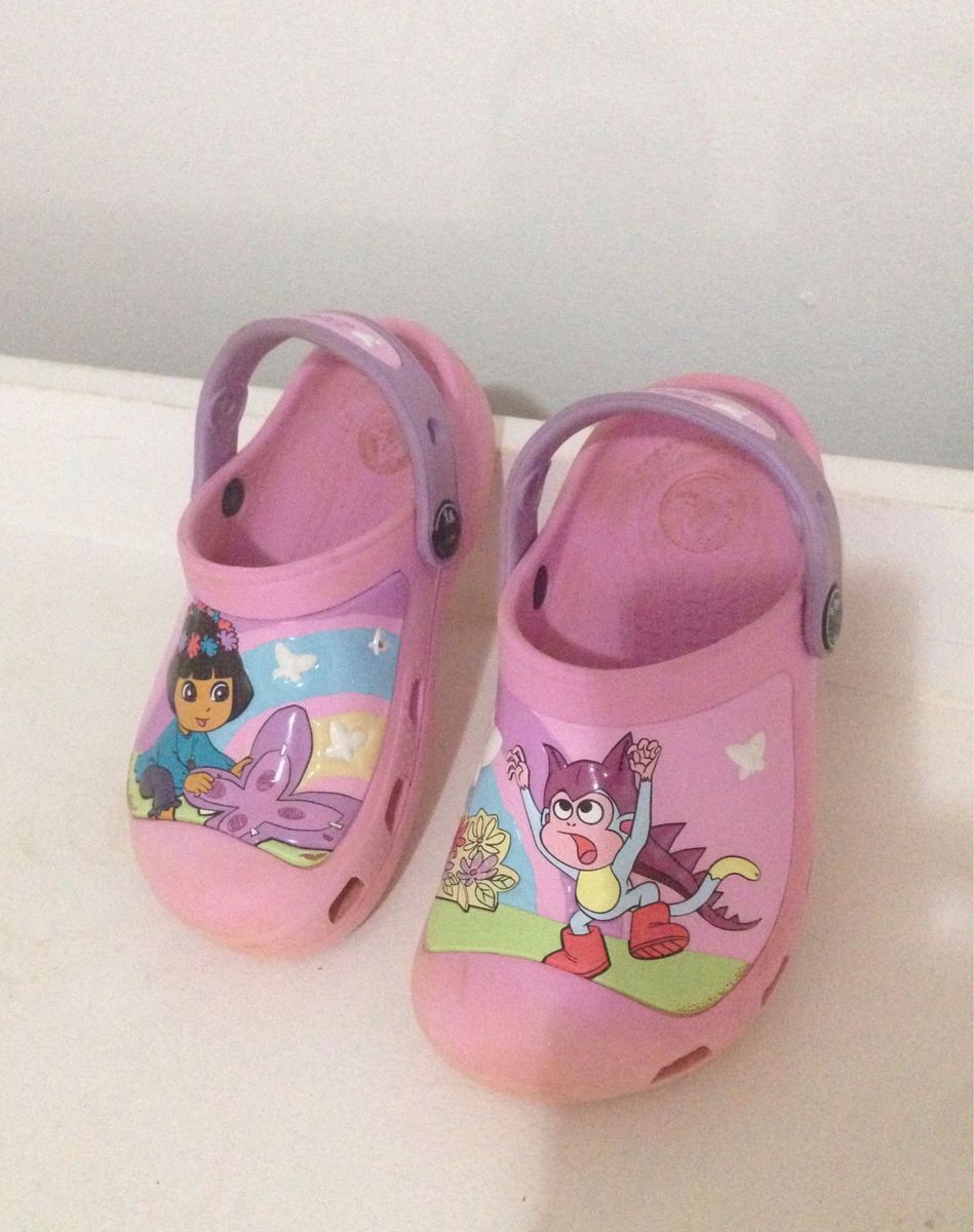 Crocs da Dora | Calçado Infantil para Meninas Crocs Usado 24804039 | enjoei