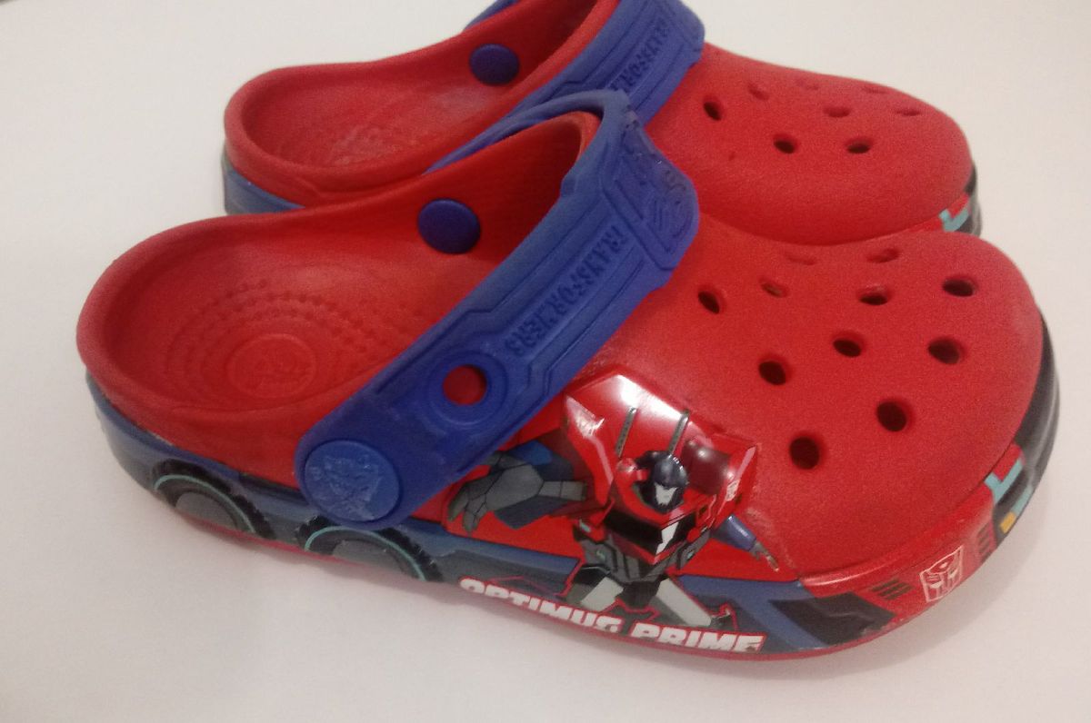 Crocs do Transformers | Calçado Infantil para Meninos Crocs Usado ...