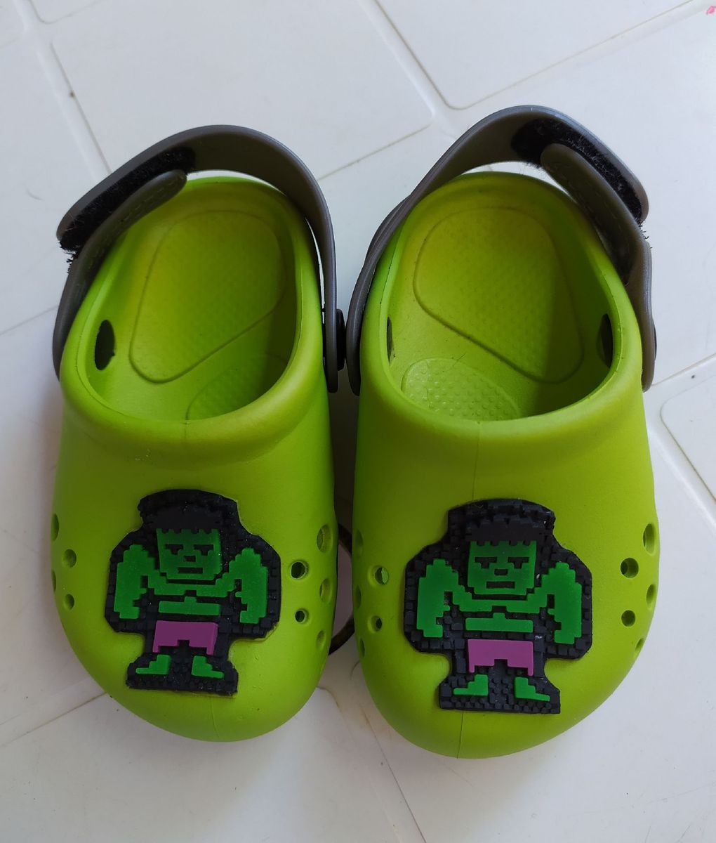 Crocs Hulk | Calçado Infantil para Bebê Crocs Nunca Usado 48798086 | enjoei