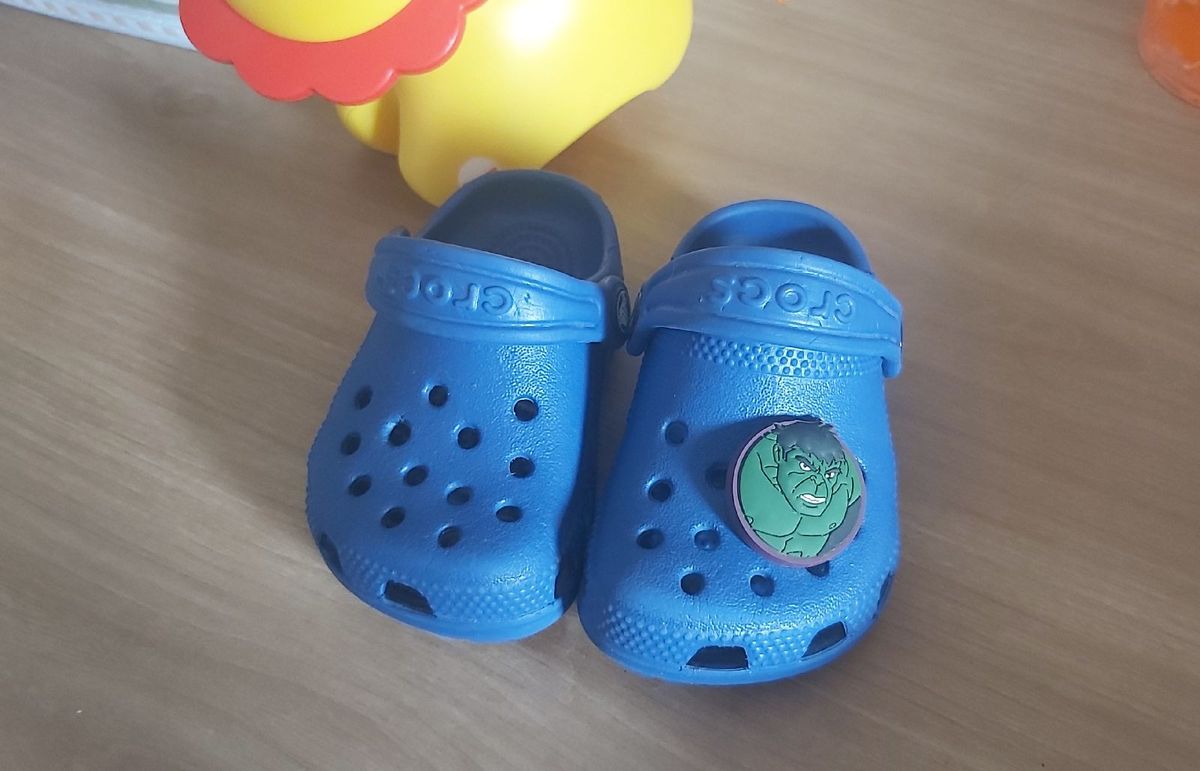 Crocs Infantil Original com Botom do Hulk | Calçado Infantil para Bebê ...