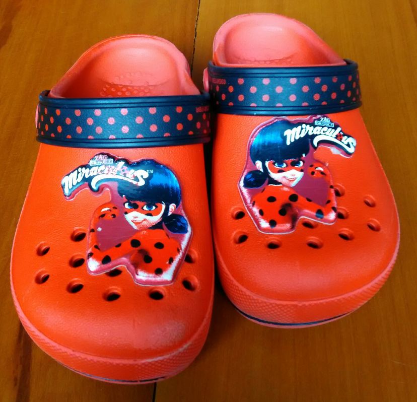'crocs' Ladybug | Calçado Infantil para Meninas Grendene Kids Usado ...