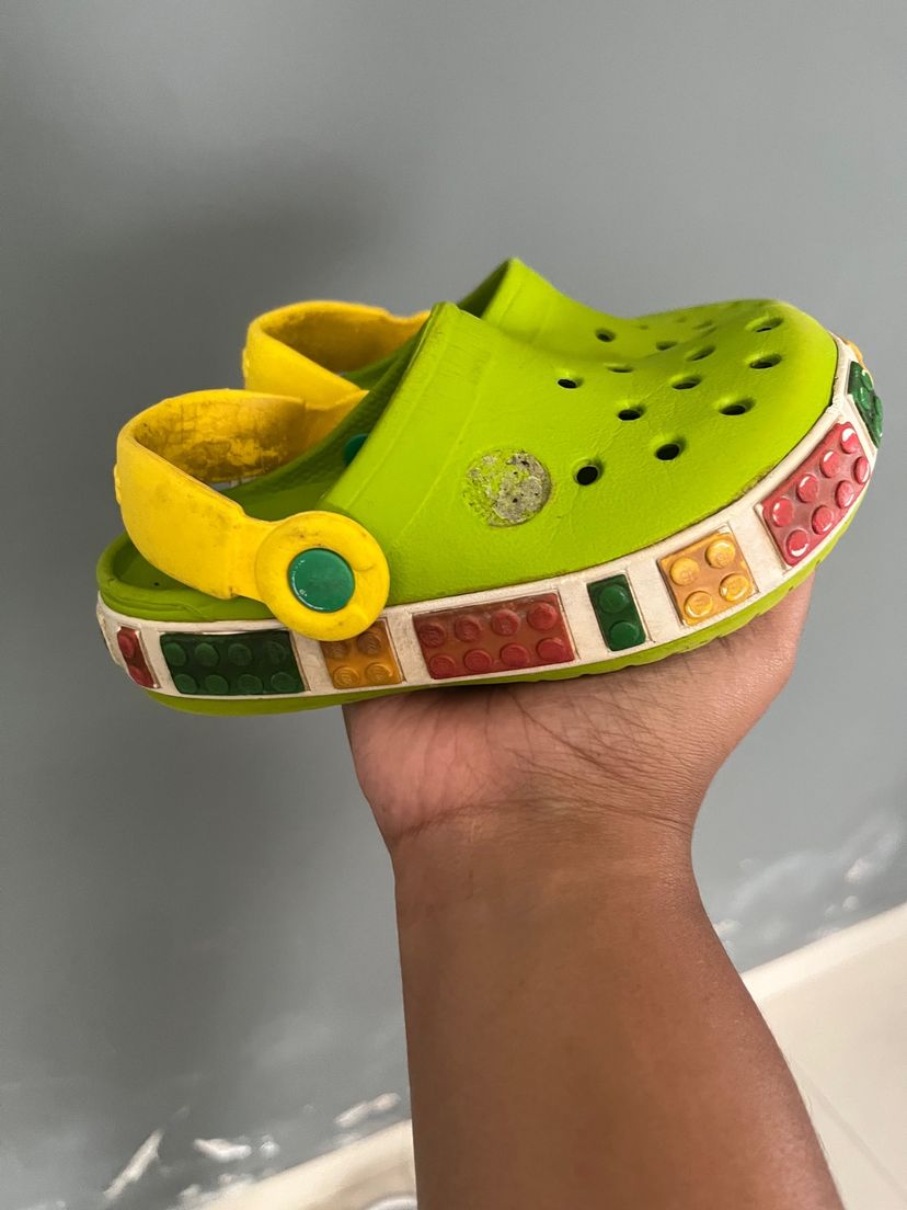 Crocs Lego | Calçado Infantil para Meninos Crocs Usado 85681238 | enjoei