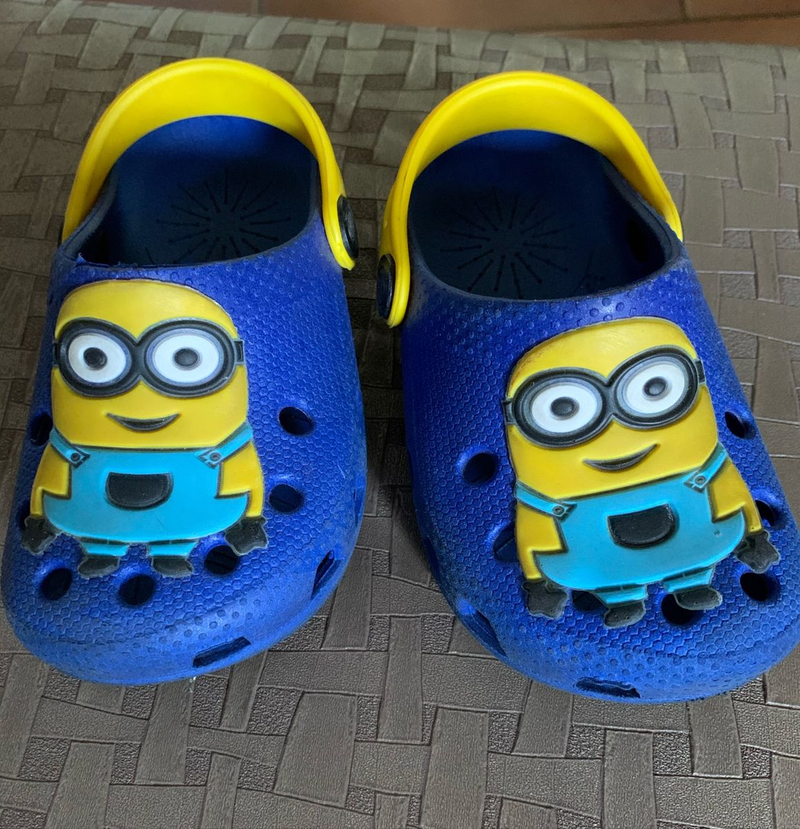 Crocs Minion Numeração: 23/24 | Calçado Infantil para Meninos Crocs ...