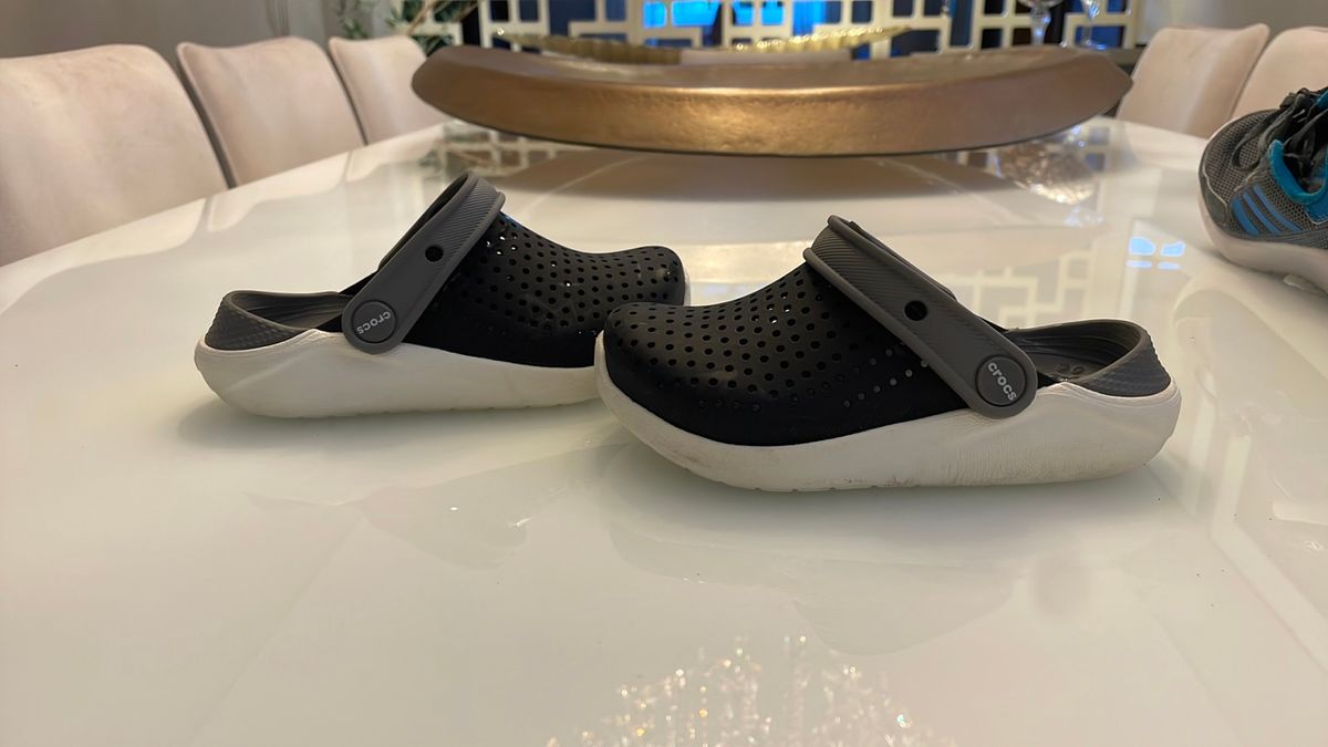 Crocs Modelo Lite Ride | Calçado Infantil para Meninos Crocs Usado ...