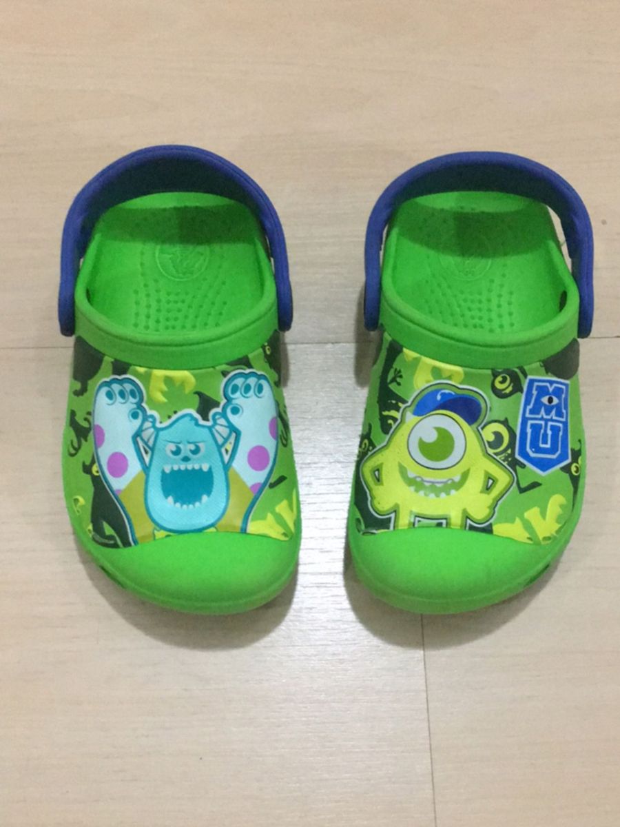 Crocs Monstros | Calçado Infantil para Meninos Crocs Usado 21782864 ...