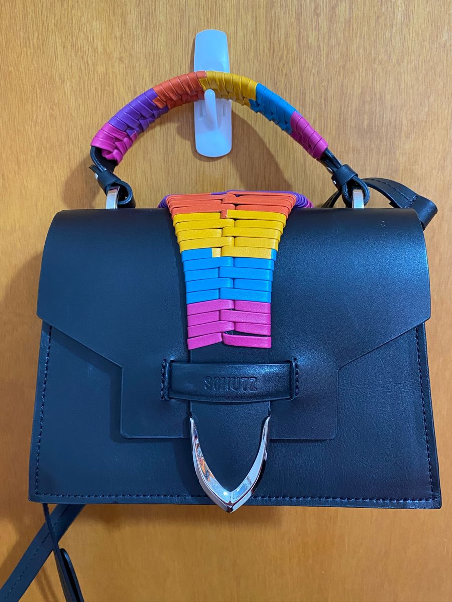 Crossboy Tressê Mabel Schutz Preta com Alça Colorida | Bolsa de Ombro ...