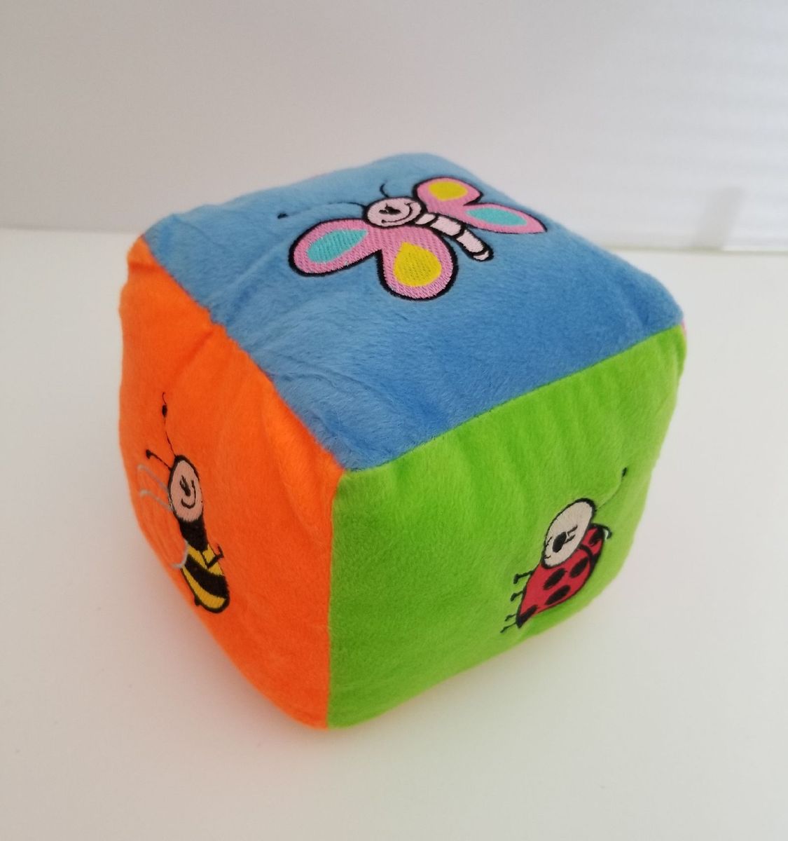 [novo] Dado Multicolorido de Pelúcia 47364366 | enjoei