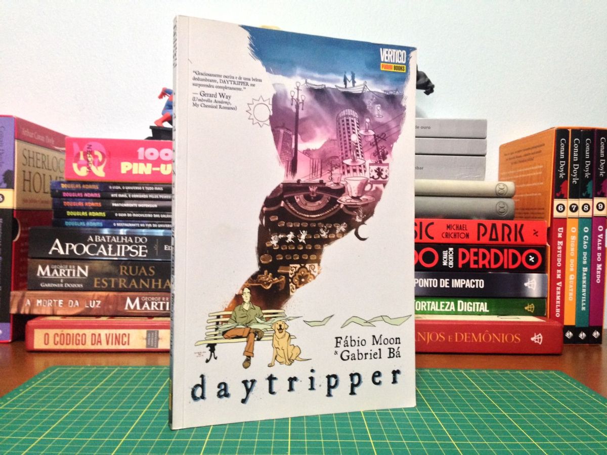 Daytripper | Livro Panini Book Usado 17585606 | enjoei