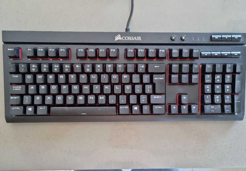 Teclado Mecanico Corsair K68 Rgb | Mouse p/ Computador Corsair Usado 117829422 | enjoei