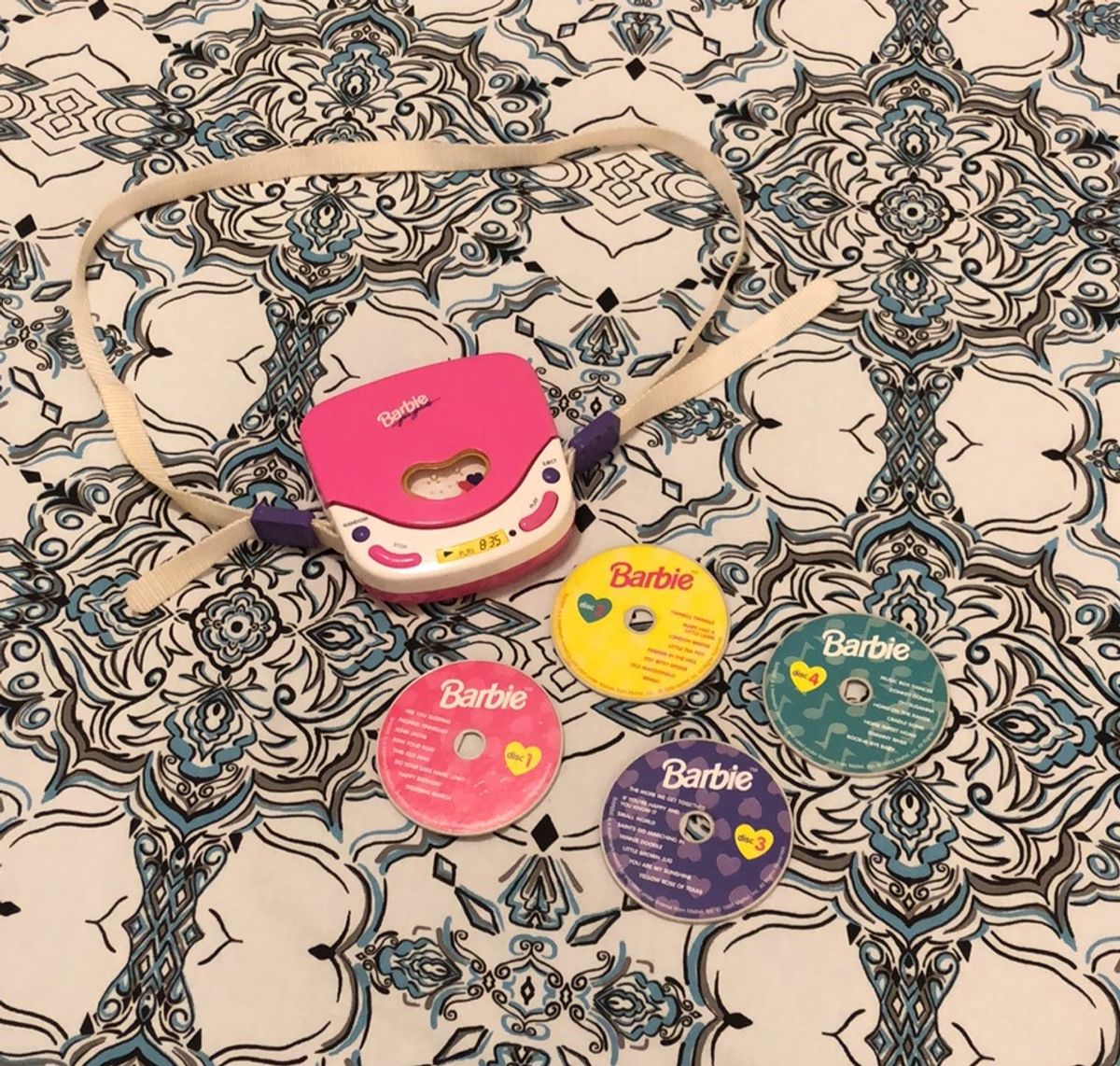 Discman Barbie Anos 90 | Brinquedo Mattel Usado 46087756 | enjoei