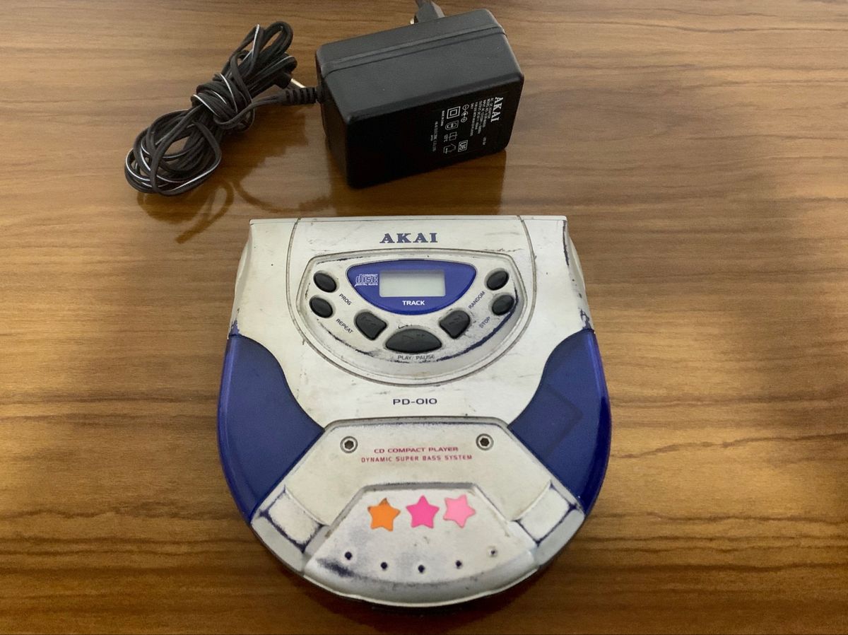 Discman Das Antigas | Item de Música Akai Usado 44369253 | enjoei