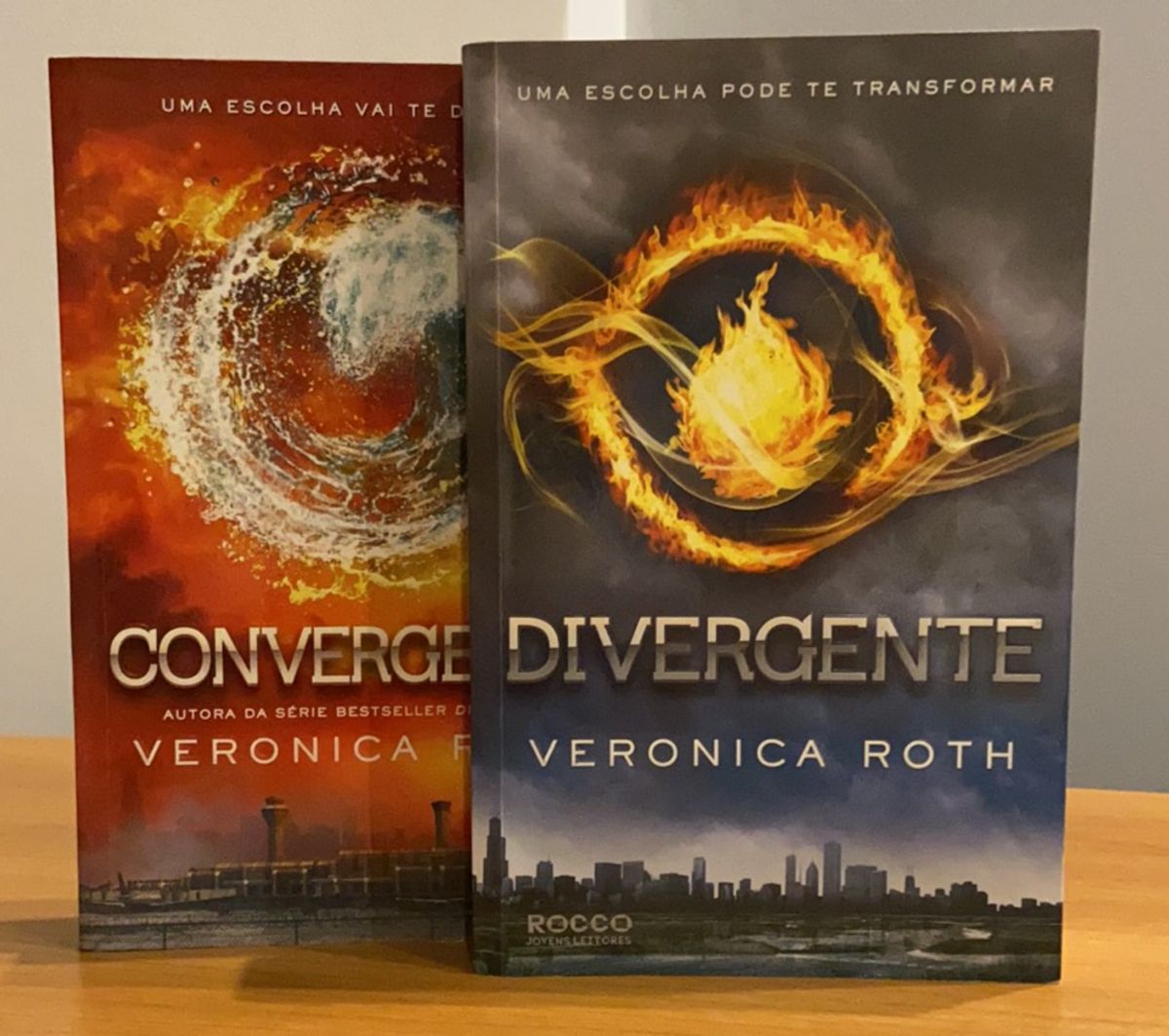 Divergente e Convergente - Veronica Roth | Livro Editora Rocco Usado ...