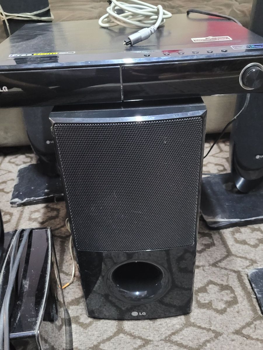 Dvd Home Theater Lg Ht806thw Semi Novo | Item de Música Dvd Home ...