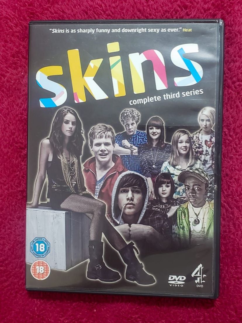 Dvd Série Skins Terceira Geração Completa | Filme e Série Dvd Nunca ...