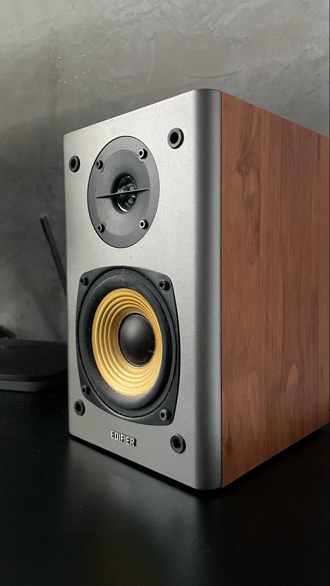 Edifier R1000t4 | Item de Música Edifier Usado 81964460 | enjoei