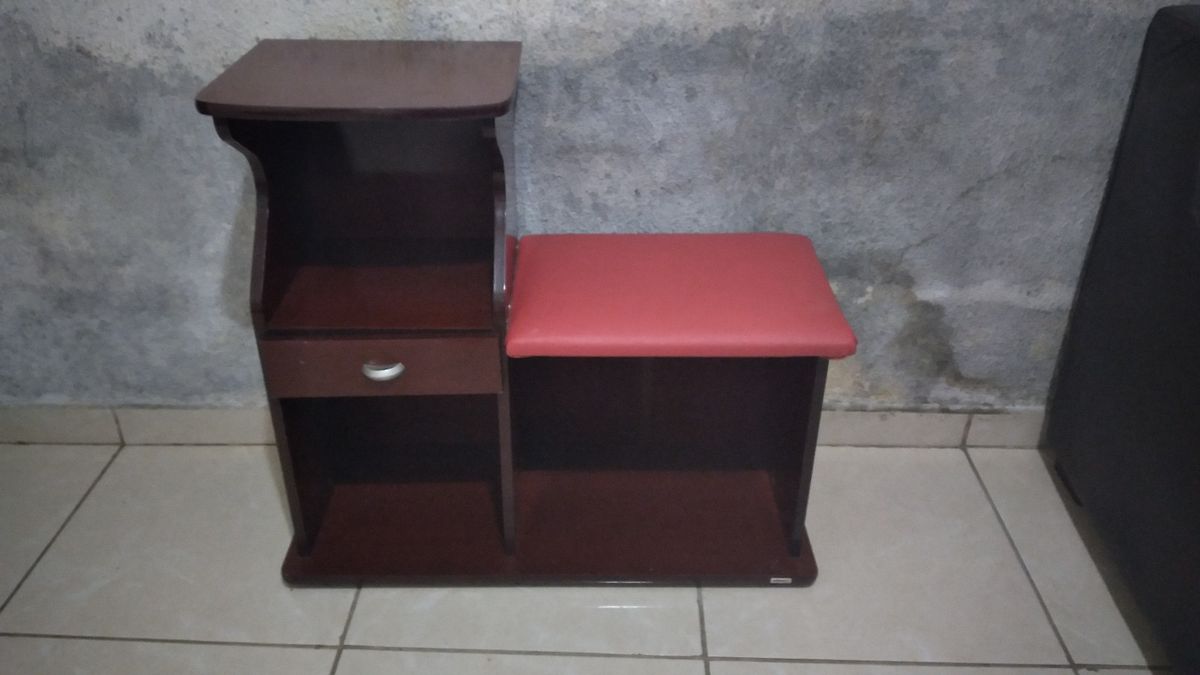 Escrivaninha de Sala em Ótimo Estado | Rack Marabraz Usado 78861575 ...