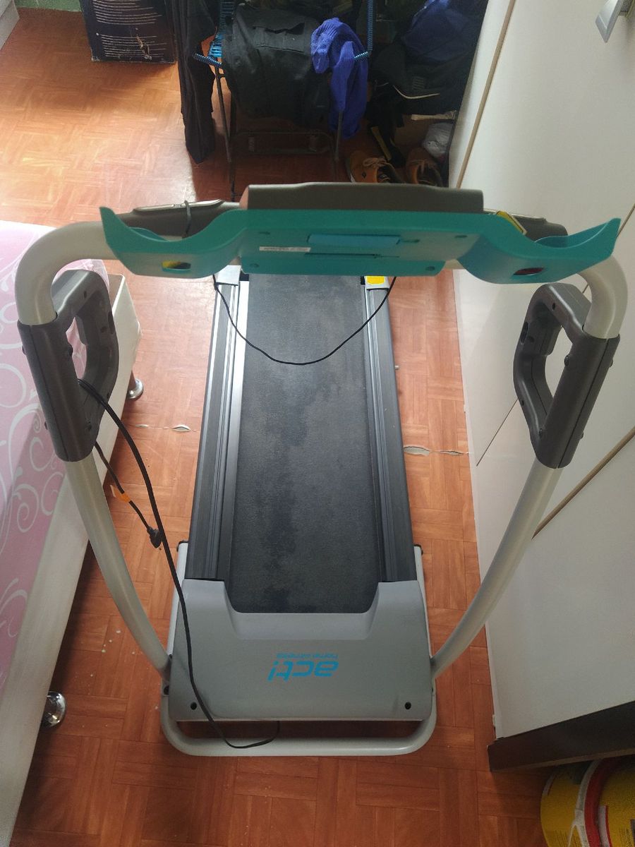 Esteira Elétrica Cle 30 | Item p/ Esporte e Outdoor Caloi Usado ...