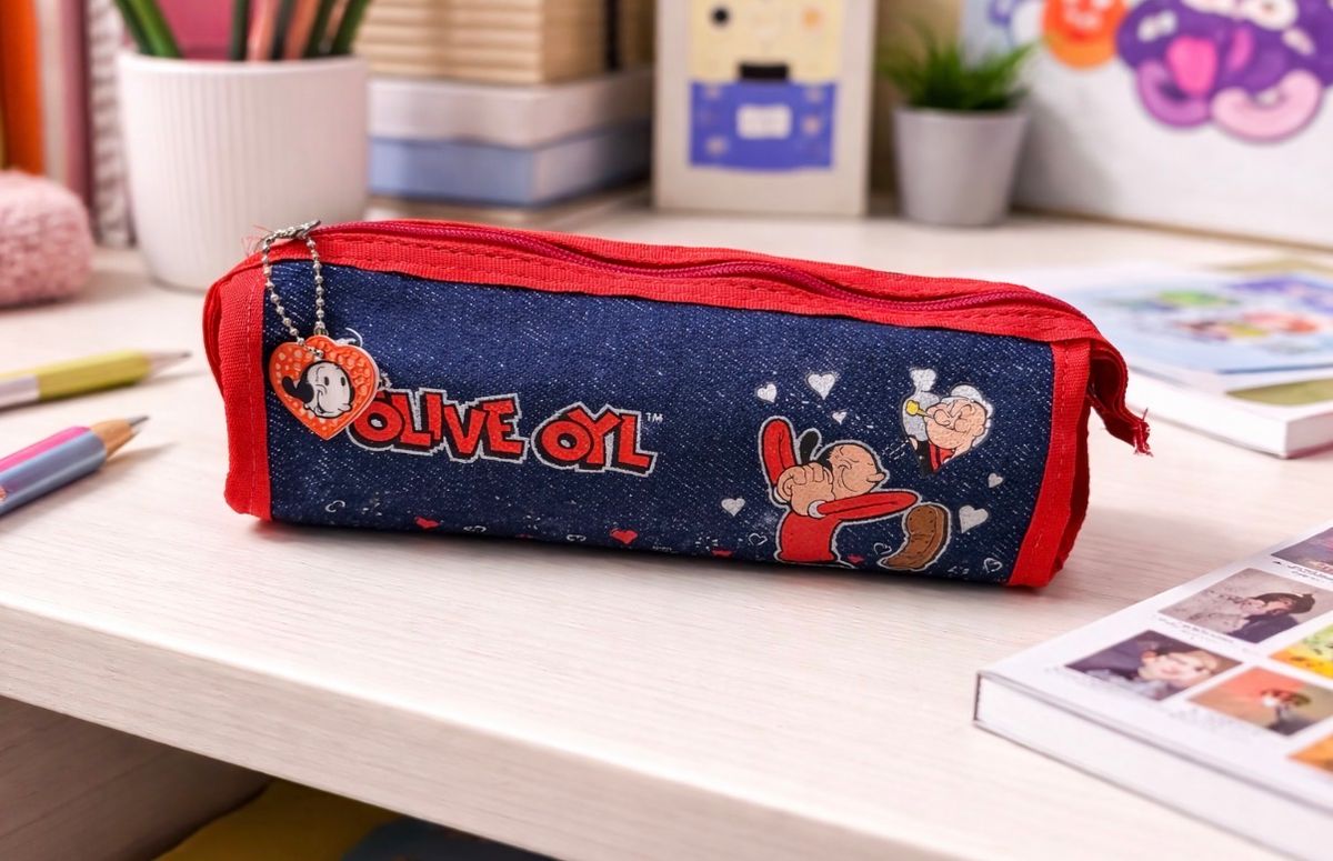 Estojo Jeans com Estampa Dos Personagens Popeye e Olive Oil | Item ...