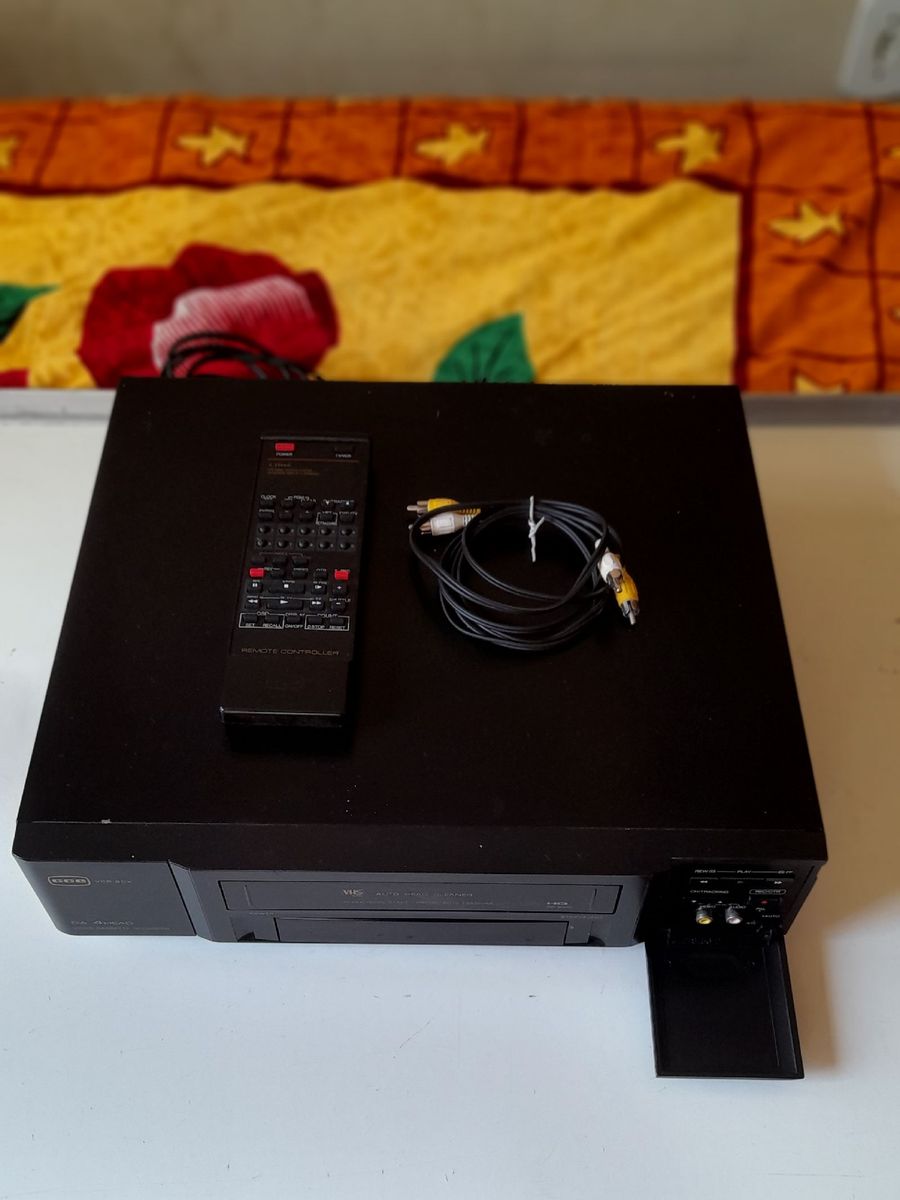 Estou Vendendo Um Videocassete Usado da Marca " Cce- Vcr- Box ...