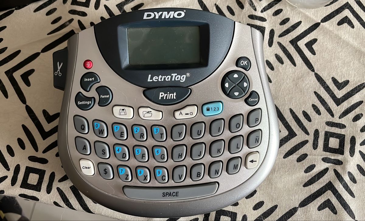 Etiquetadora Dyno Letra Tag | Item Info & Eletro Dymo Usado 62326530 ...
