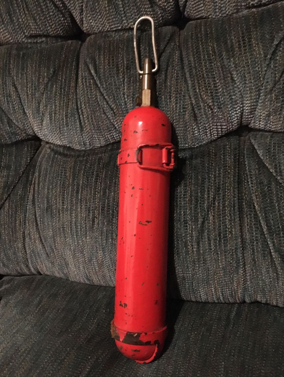 Extintor de Incêndio Antigo/ Automobilístico | Produto Vintage e Retro ...