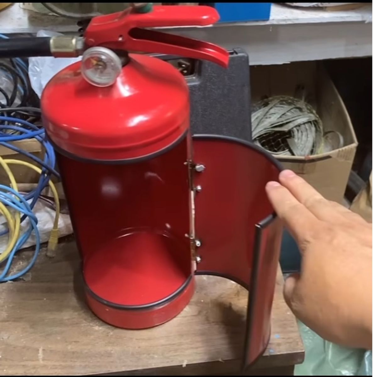 Extintor Decorativo | Produto Vintage e Retro Usado 80587435 | enjoei