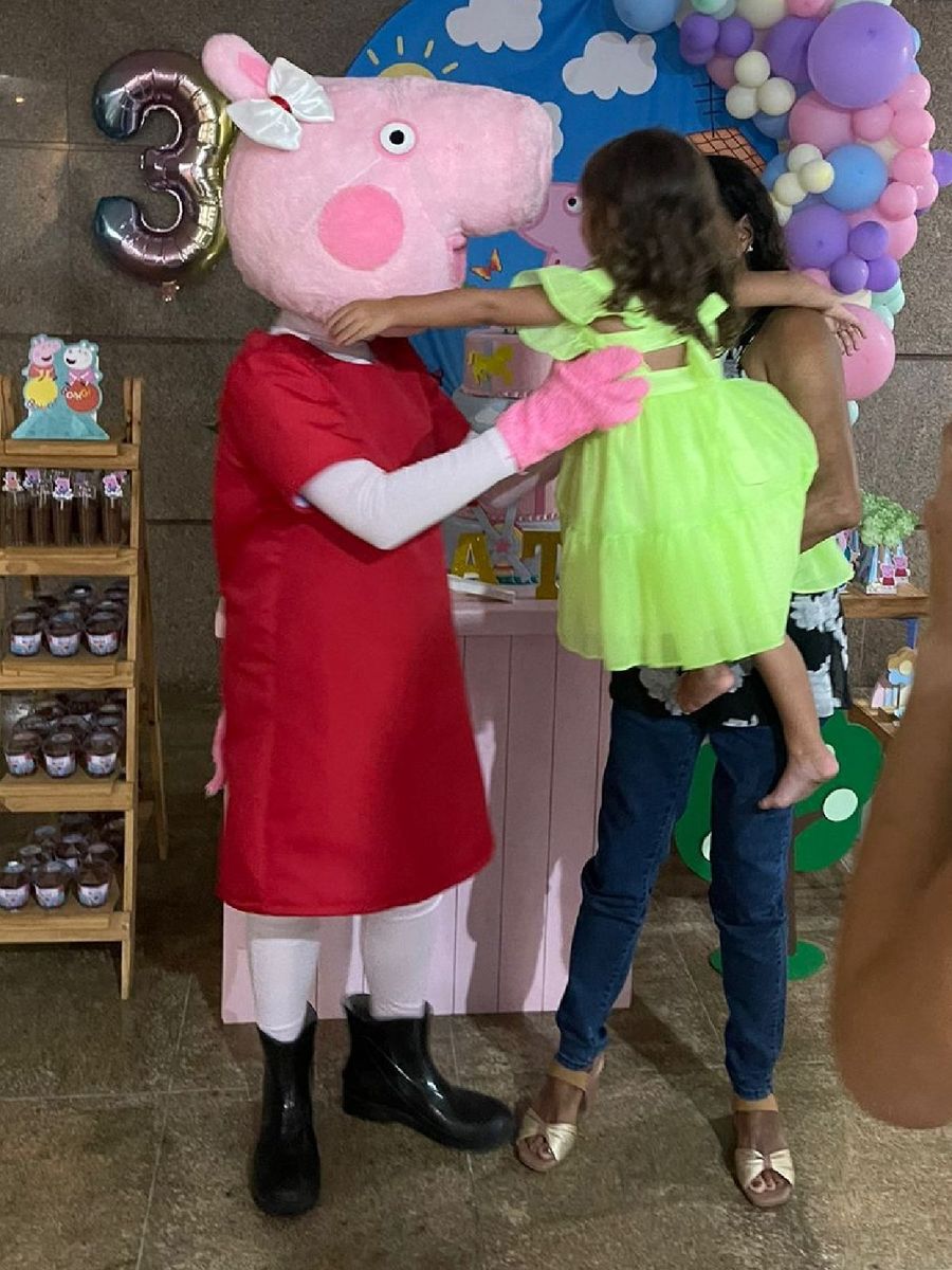 Fantasia Peppa Pig Cosplay Mascote Personagem Vivo Pepa Pig | Produto ...