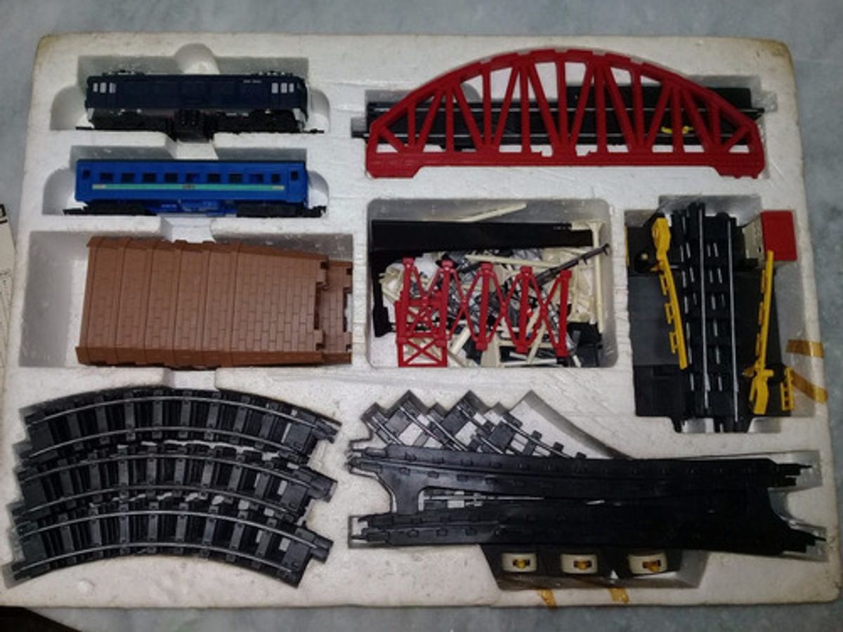 Ferrorama Estrela Xp 500 | Móvel de Antiquário Estrela Usado 49528006 ...