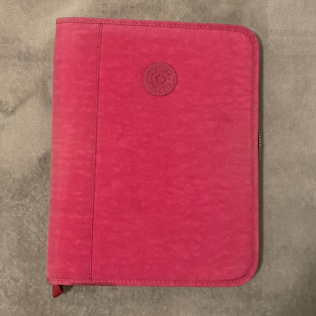 Fichário Escolar Kipling Rosa | Item de Papelaria Kipling Usado ...