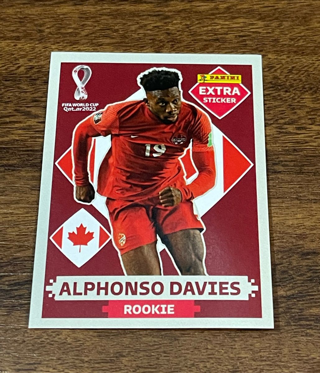 Figurinha Extra Sticker Copa do Mundo 2022 Alphonso Davies | Roupa ...