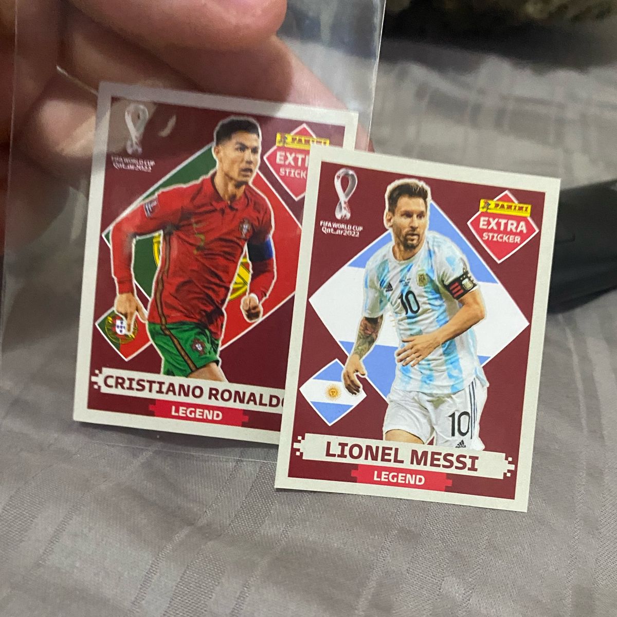 Figurinha Panini Legends Extra Sticker Cristiano Ronaldo e Lionel Messi ...
