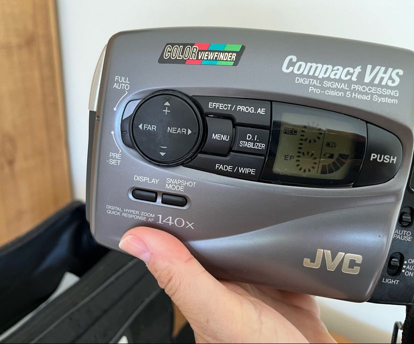Filmadora Jvc Gr-ax1010 | Filmadora Jvc Usado 81455980 | enjoei