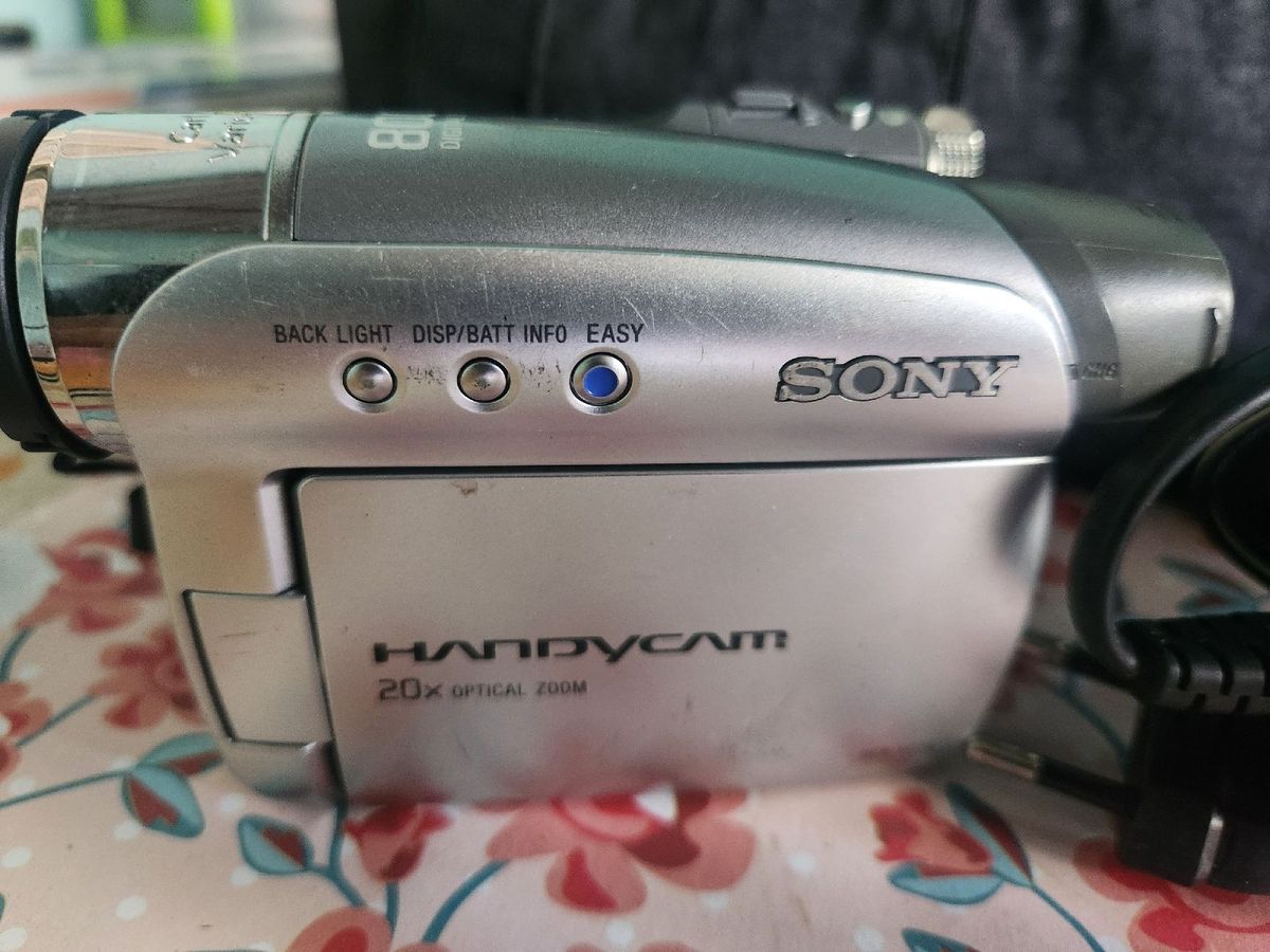 Filmadora Sony Handycam Dcr-hc26 | Máquina Fotográfica Analógica Sony Nunca Usado 125575128 | enjoei