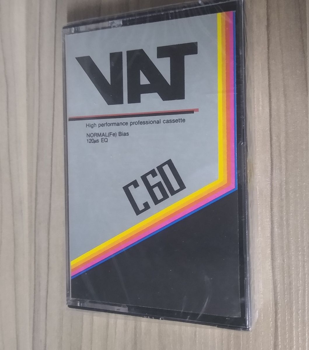 Fita K7 (cassete) Vat | Produto Vintage e Retro Vat Usado 79757576 | enjoei