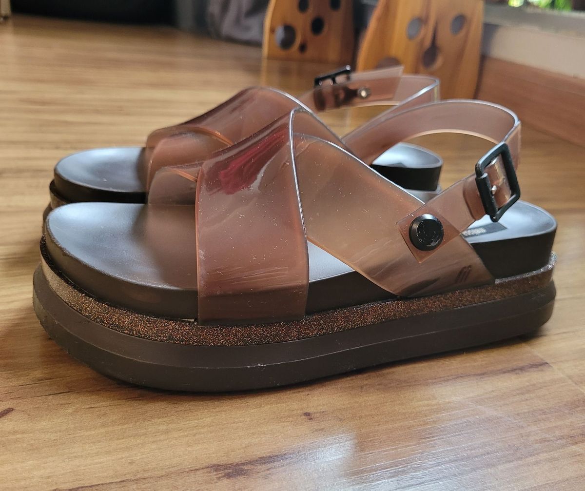 Flatform Marrom Melissa + a Way To Mars | Sandália Feminina Melissa ...