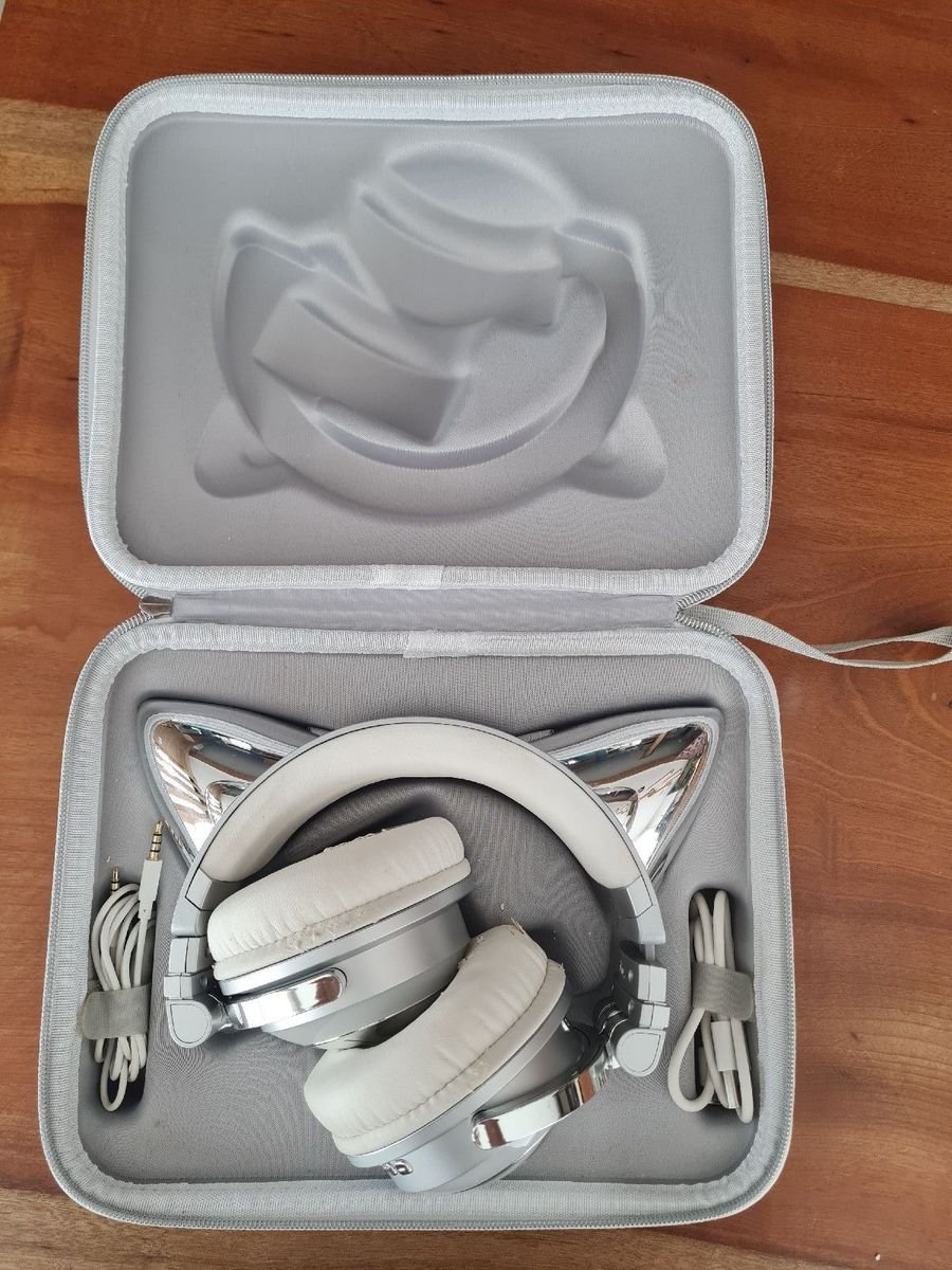 Fone Brookstone Ariana Grande | Item Infantil Brookstone Ariana Grande ...