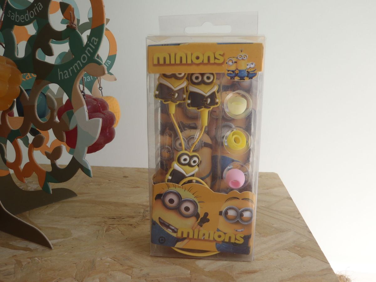 Fone de Ouvido Minions | Item Info & Eletro Nunca Usado 17280327 | enjoei