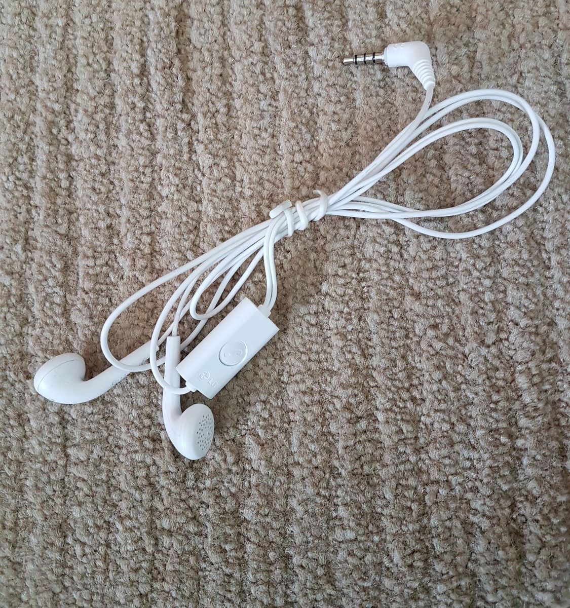Fone de Ouvido Original Lg Branco | Item Info & Eletro Lg Usado ...