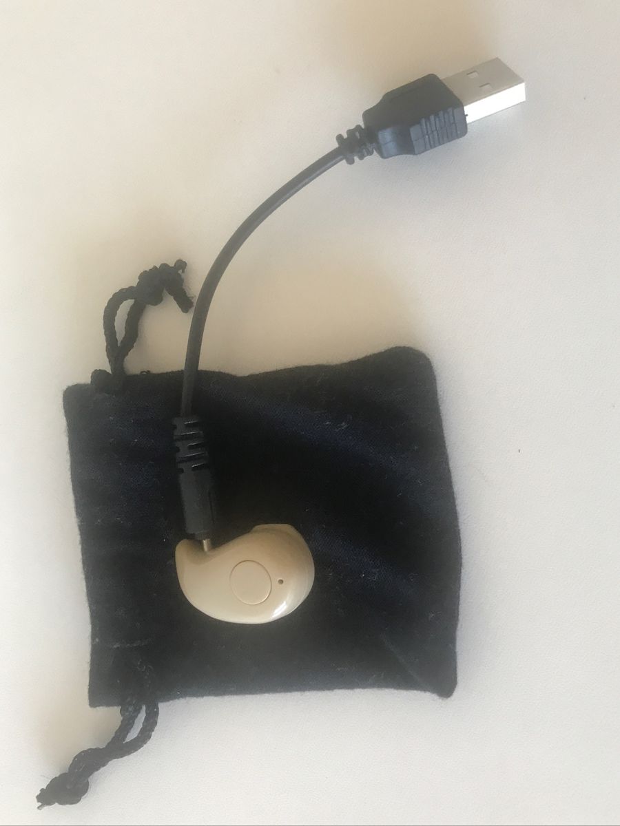 Fone Minusculo | Item de Música Nunca Usado 37478010 | enjoei