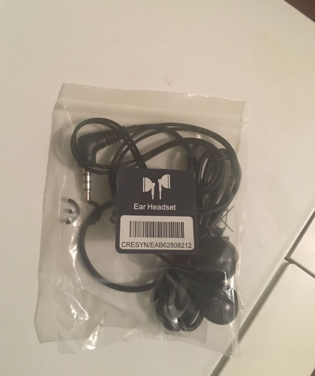 Fone Ouvido Original Lg | Item de Música Lg Nunca Usado 18271103 | enjoei