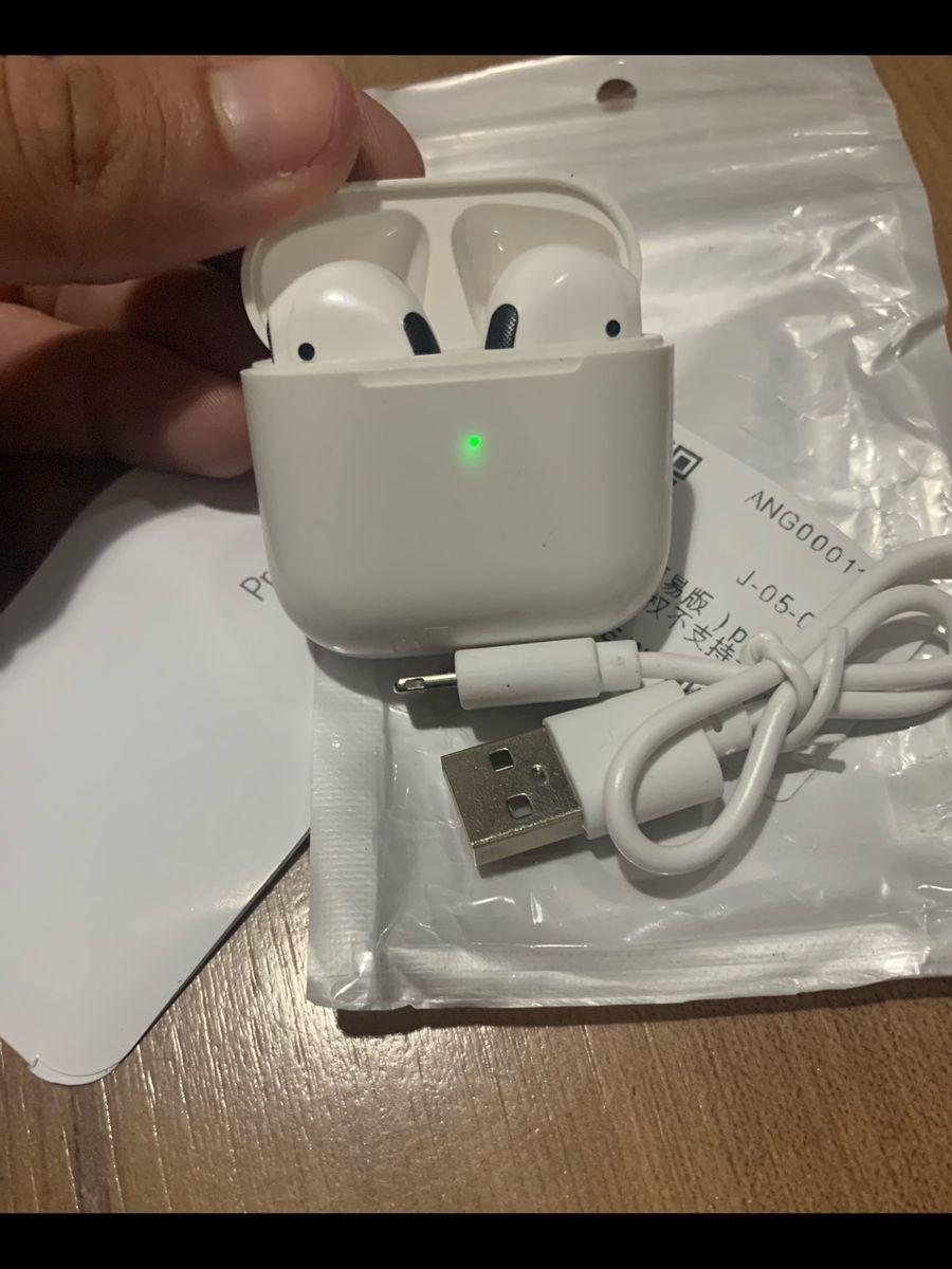 Fones Bluetooth Tws Pro 4 | Iphone Tws Nunca Usado 54177180 | enjoei