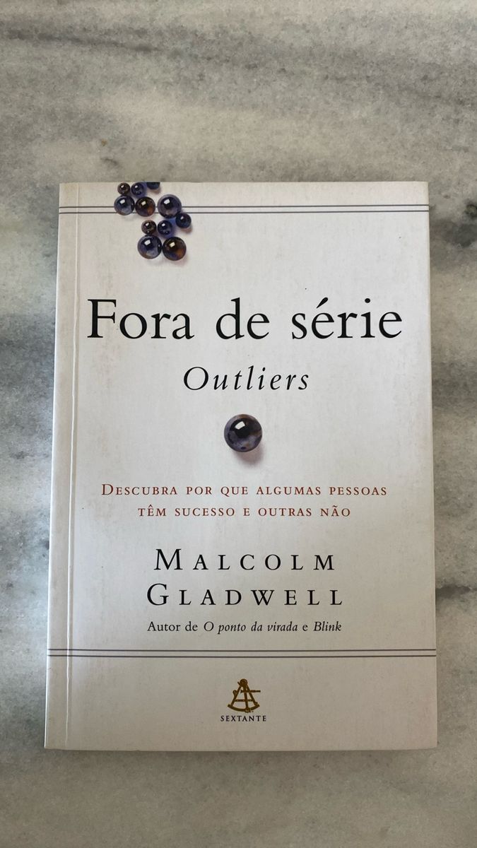 Fora de Série Outliers | Livro Livro Usado 93214326 | enjoei