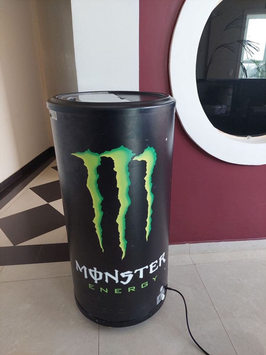 Frigobr Monster Cooler | Móvel de Cozinha Usado 76132402 | enjoei