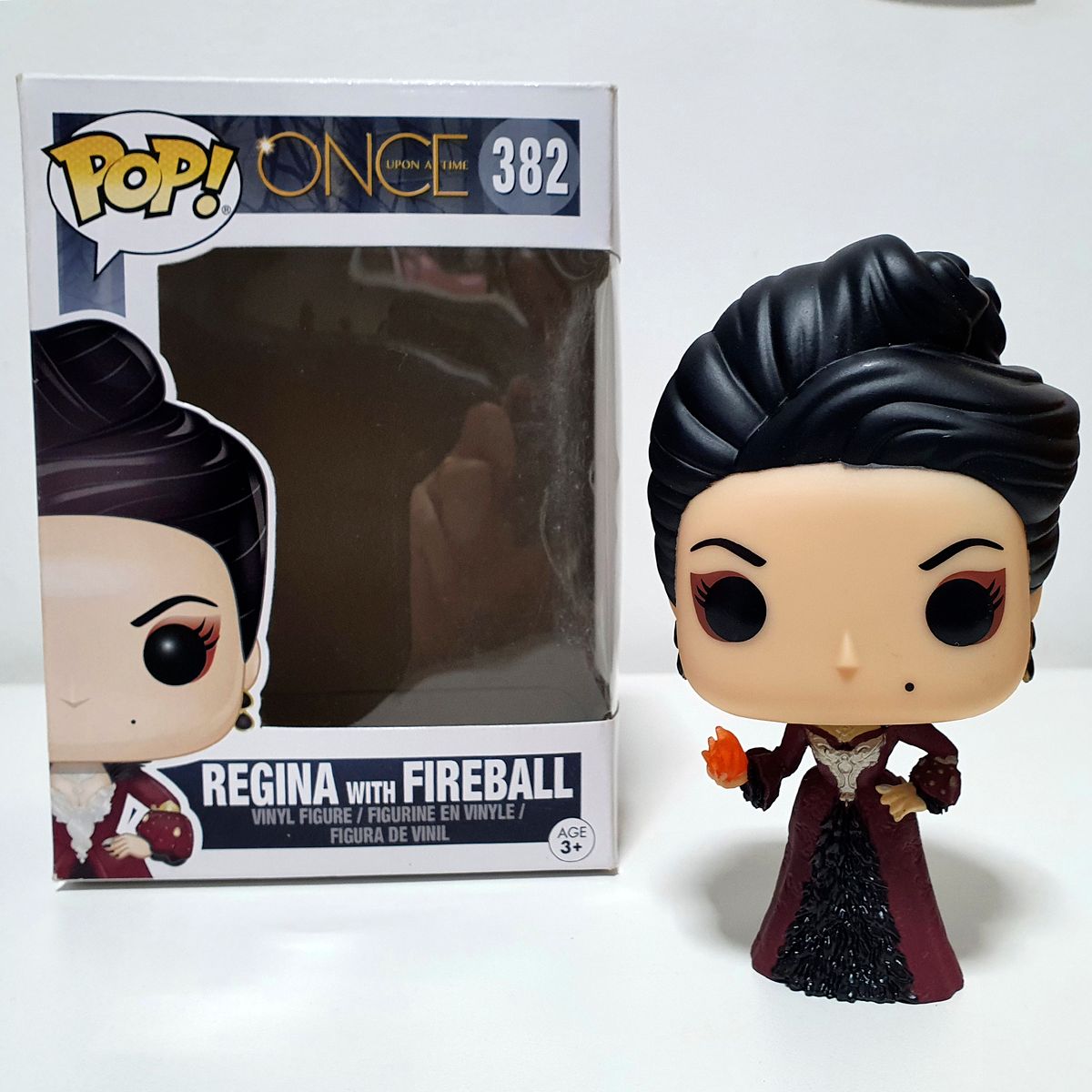 Funko Pop Ouat - Regina With Fireball 382 Original | Filme e Série ...