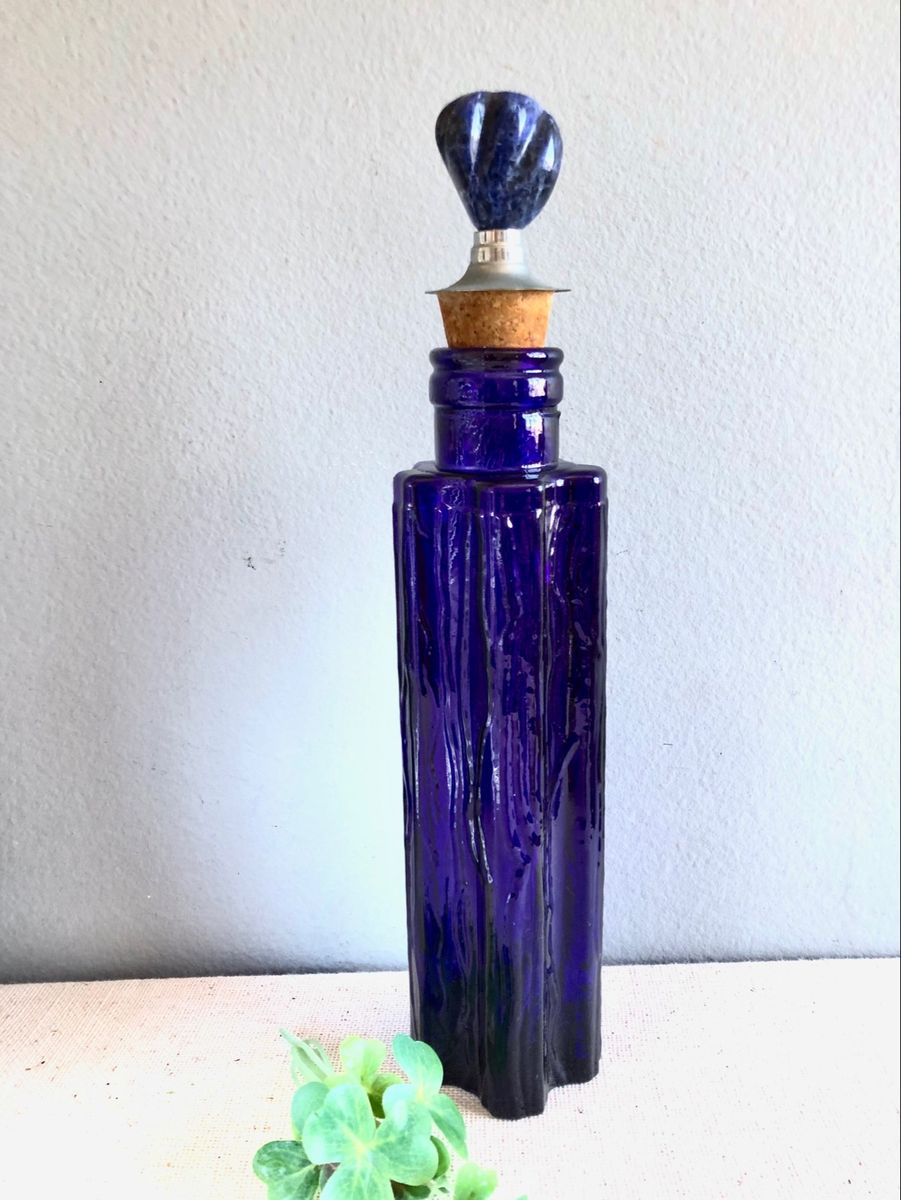 Garrafa Azul Cobalto | Item de Decoração Espanhola Usado 94846013 | enjoei